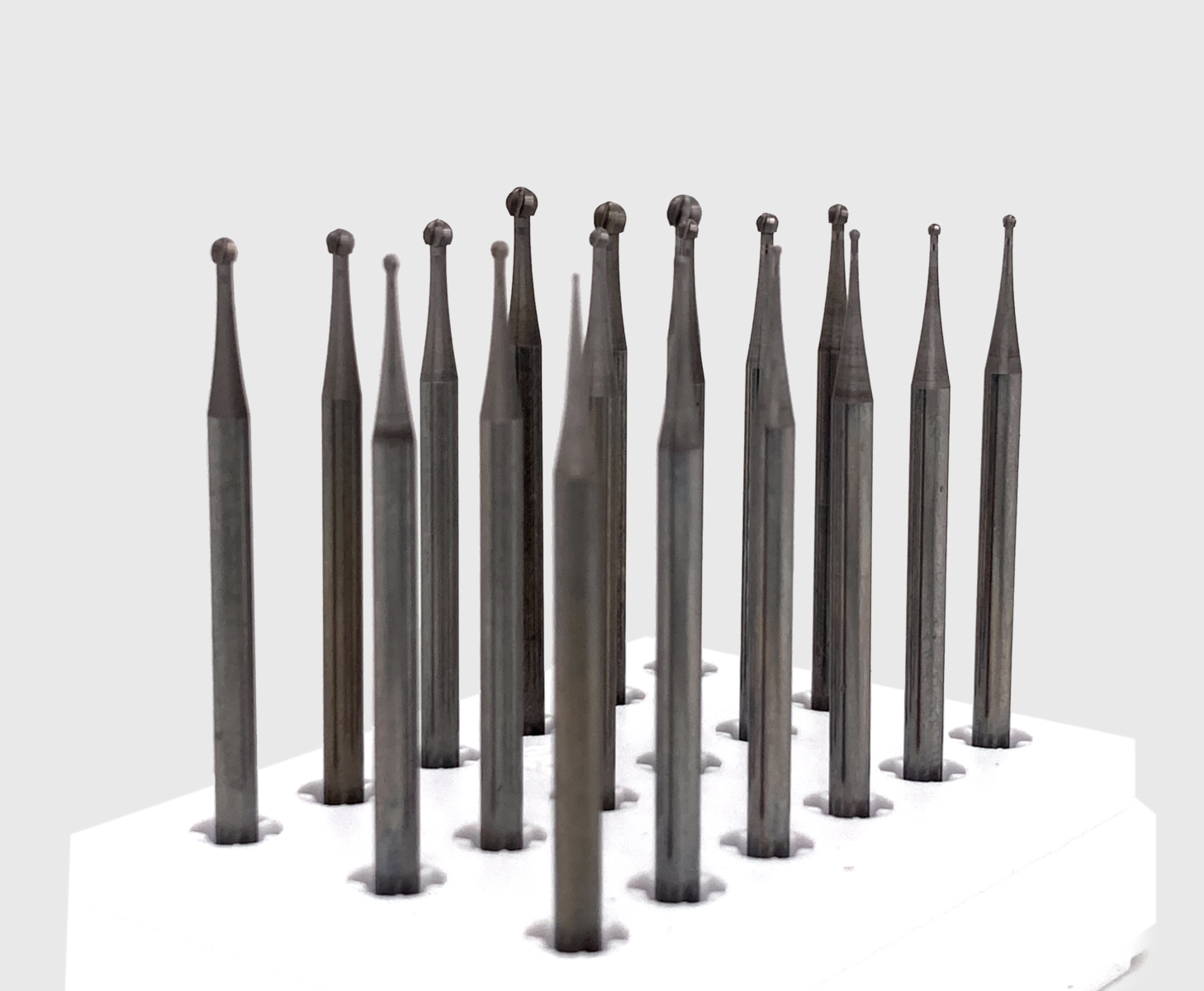 Set 18 round burs - ASIC SA